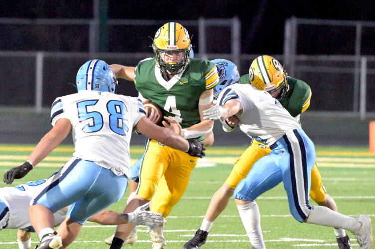 Brooke falls in home finale | News, Sports, Jobs - The Herald Star